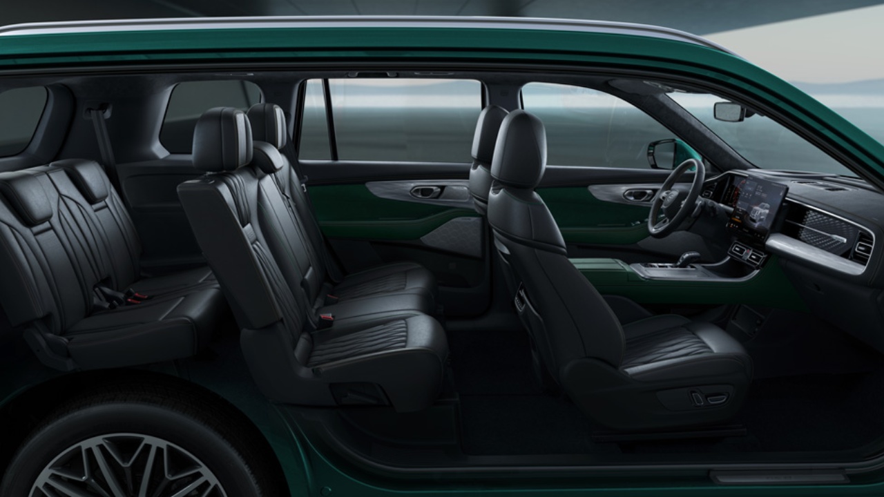 Prices and Specifications for GAC GS8 2025 in Saudi Arabia | Autopediame